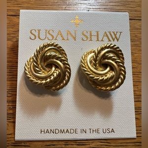 Susan Shaw | Jewelry | Susan Shaw Knotted Stud Earrings | Poshmark